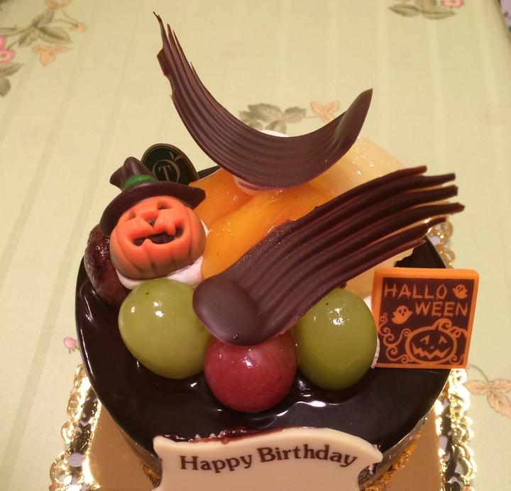 174🎃切り分けにくいホールケーキ ... | Mribon エムリボン | PostPrime