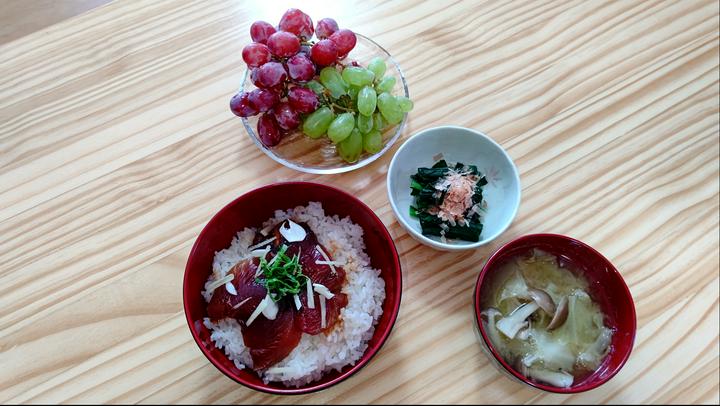 にんにくの効いたタレが食欲をそそる「カツオの漬け丼」と「ほう ... | フレブル好きな投資家 | PostPrime